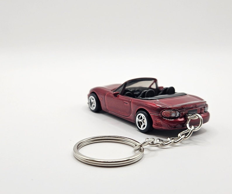 Mazda Miata (MX-5) Keychain (free Gift Box) - Etsy
