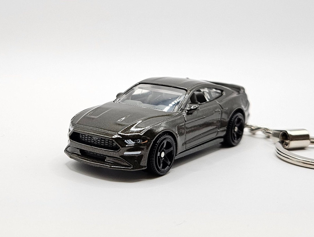 Ford Mustang Keychain free Gift Box - Etsy