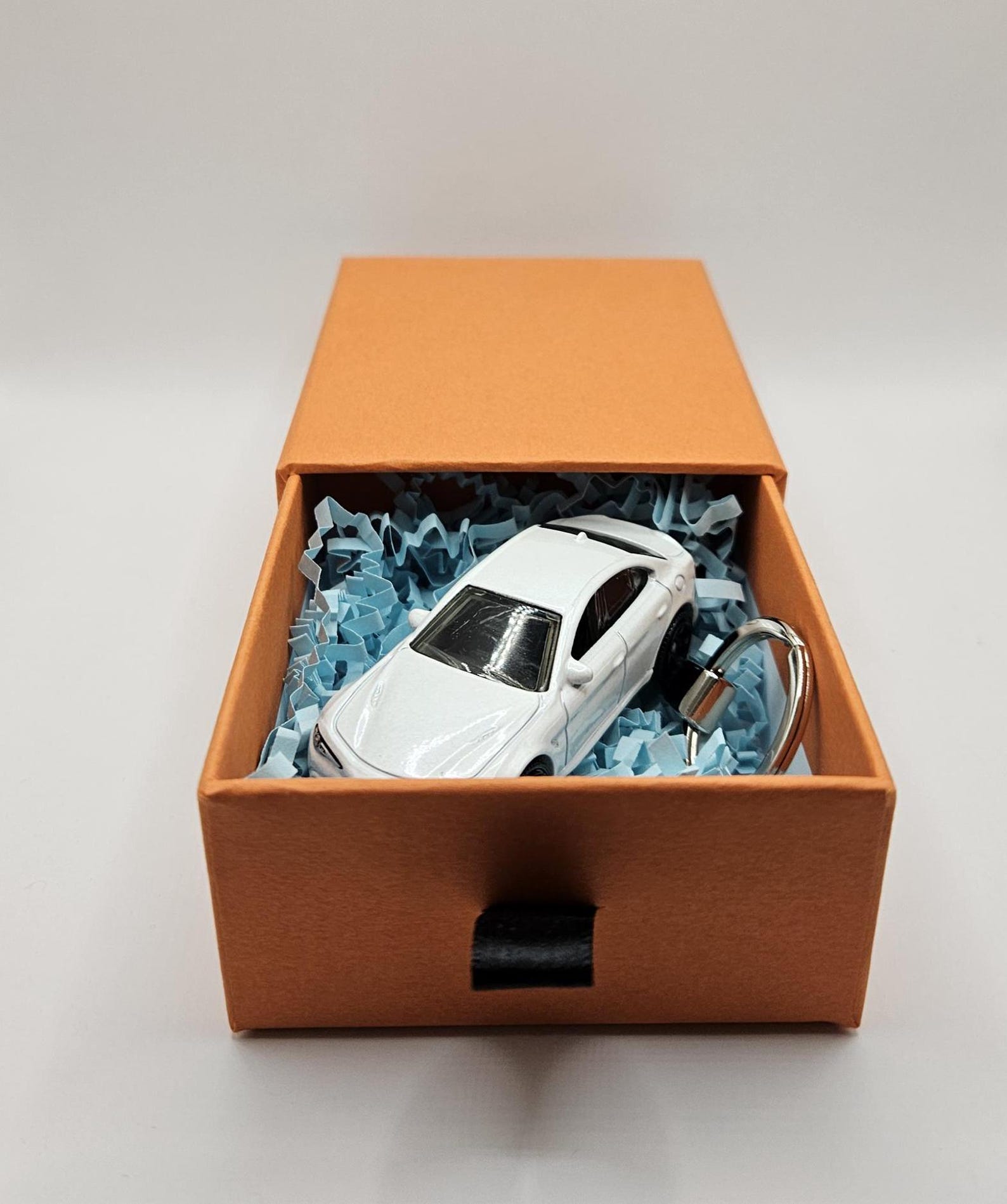 Alfa Romeo Giulia Keychain (free Gift Box) - Etsy
