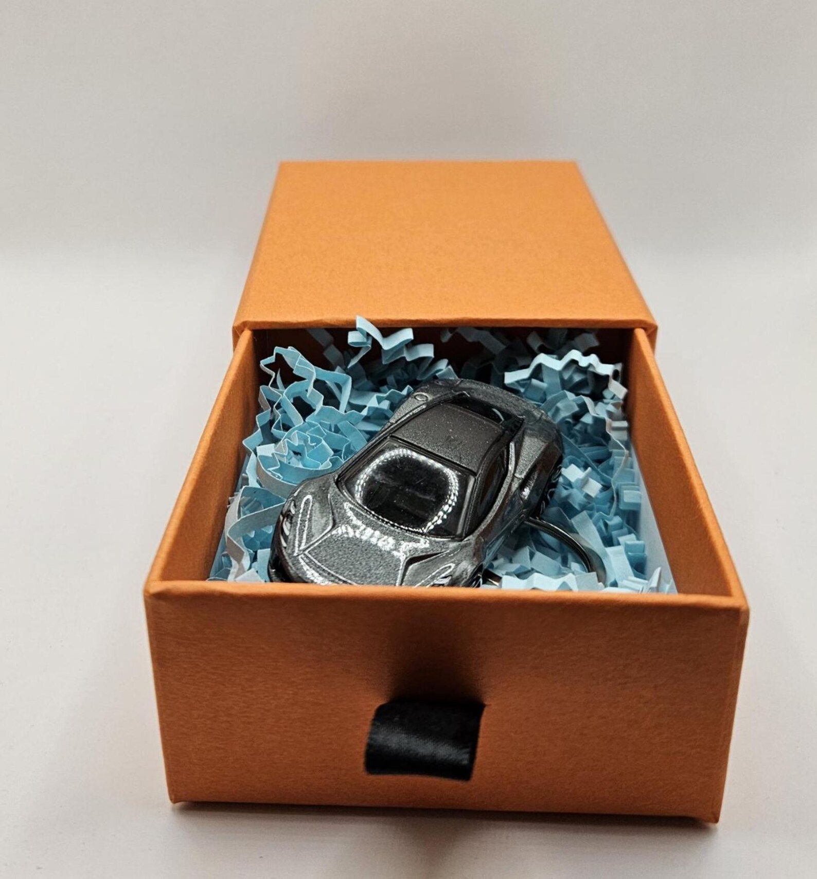 Lotus Emira Keychain (free Gift Box) - Etsy