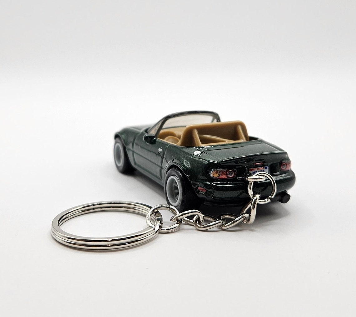 Mazda Miata (MX-5) Keychain (free Gift Box) - Etsy