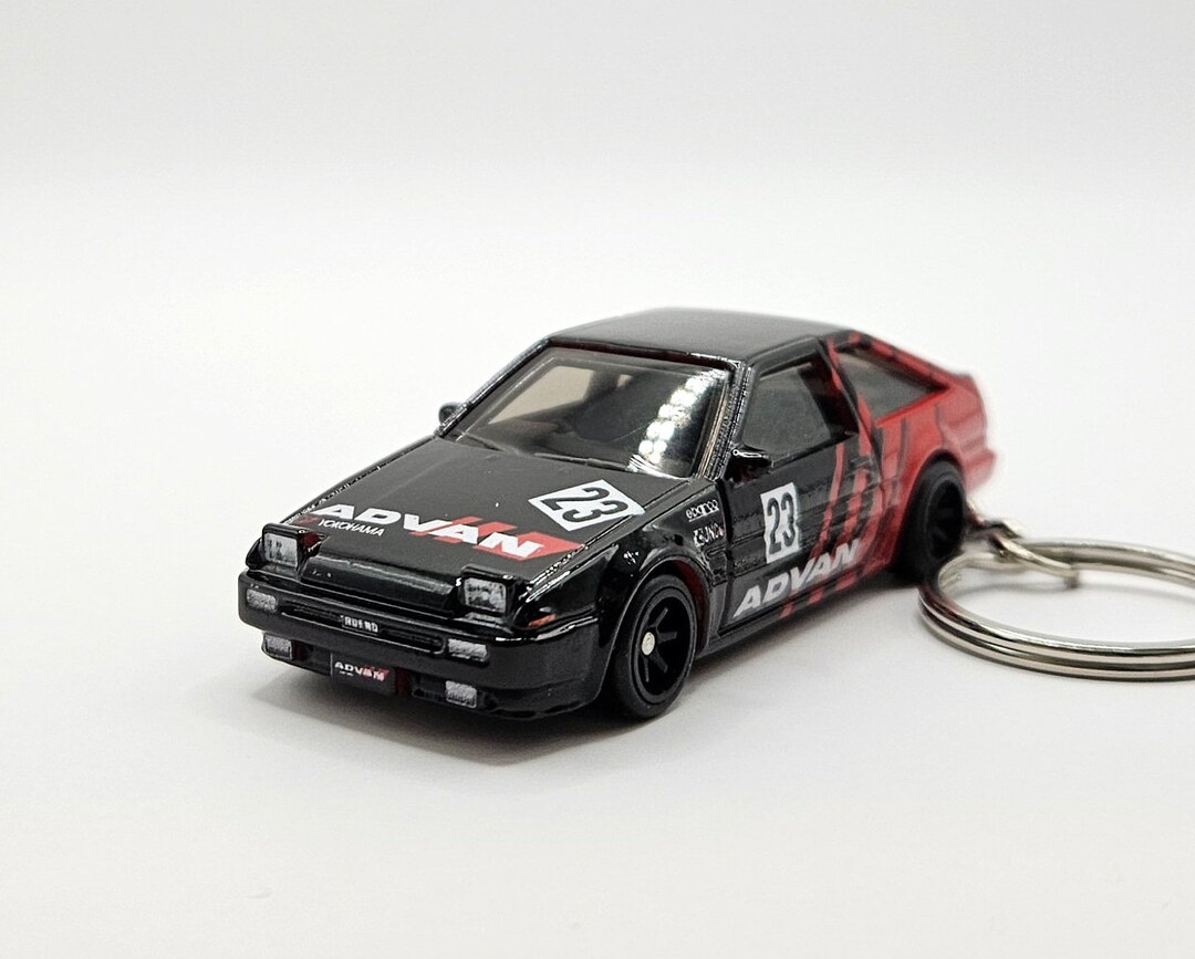 Toyota Corolla AE86 Keychain free Gift Box - Etsy