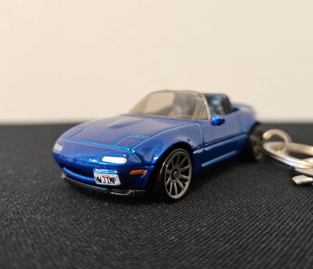 Mazda Miata MX-5 Keychain free Gift Box - Etsy