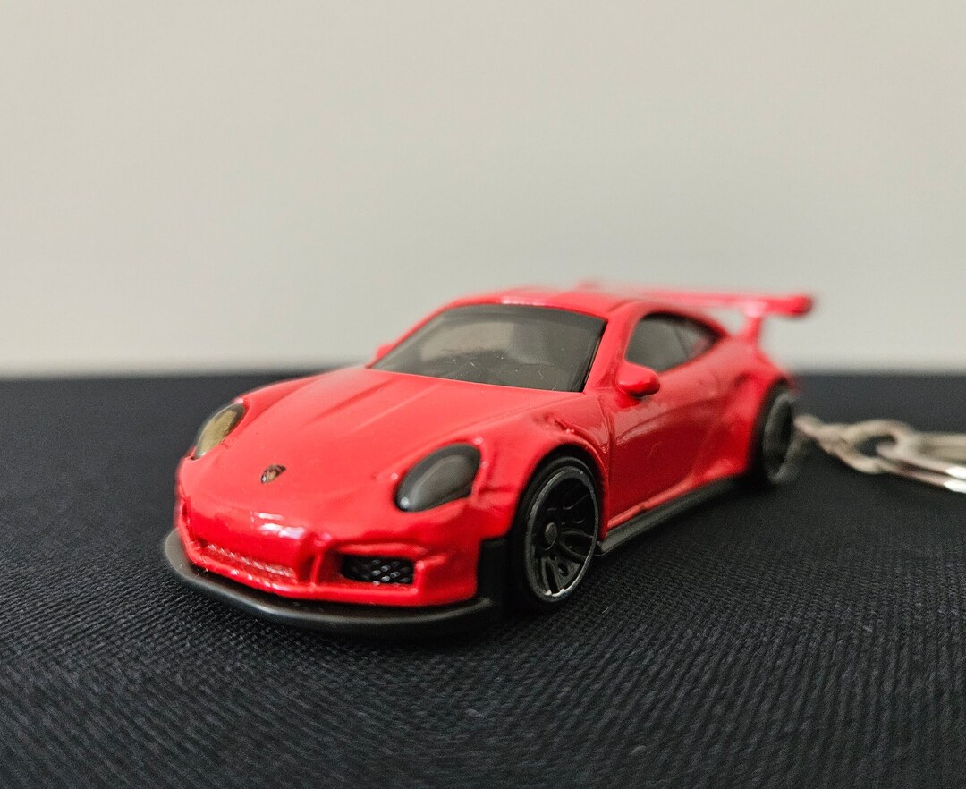 Porsche 911 GT3RS Keychain free Gift Box - Etsy