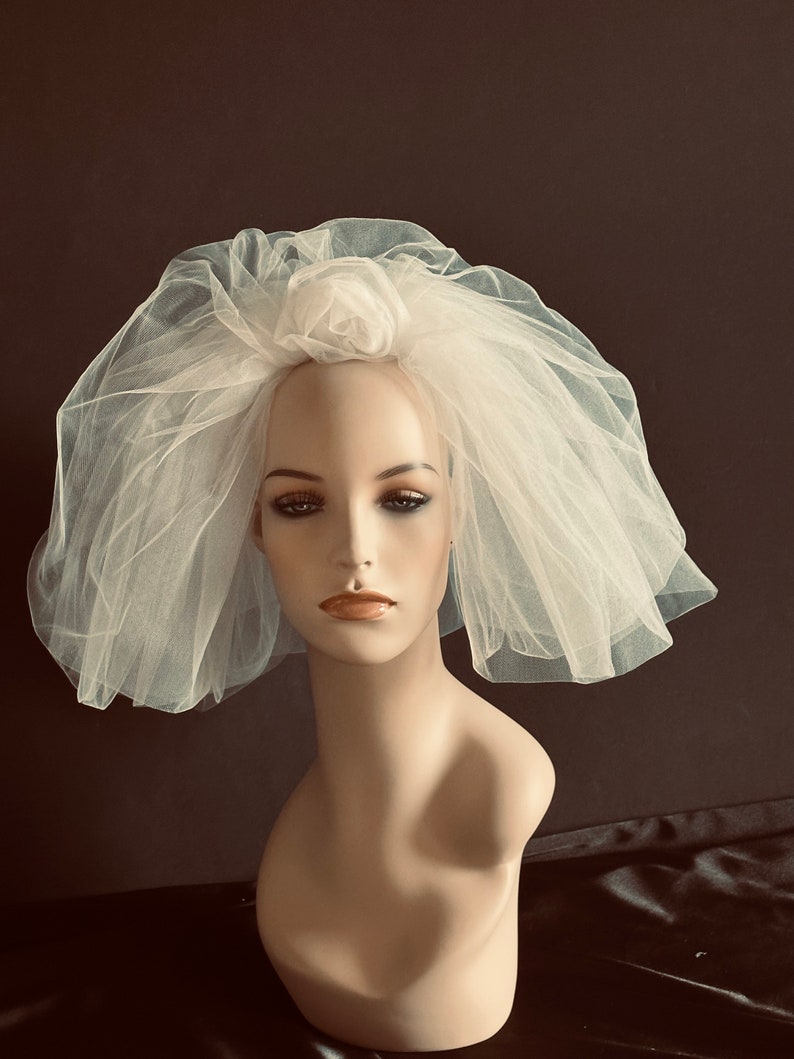 Single Flower Gardenia Bridal Headpiece Small Flower Head - Etsy