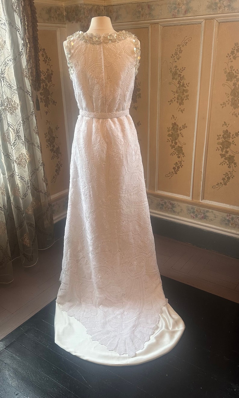 Rare Bobbin Lace Wedding Gown Old Handcraft Technique White Lace A-line ...