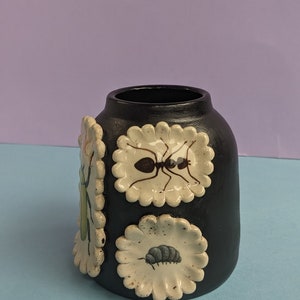 PREORDER Ceramic Bug Portrait Vase Ceramic Insect Vase - Etsy