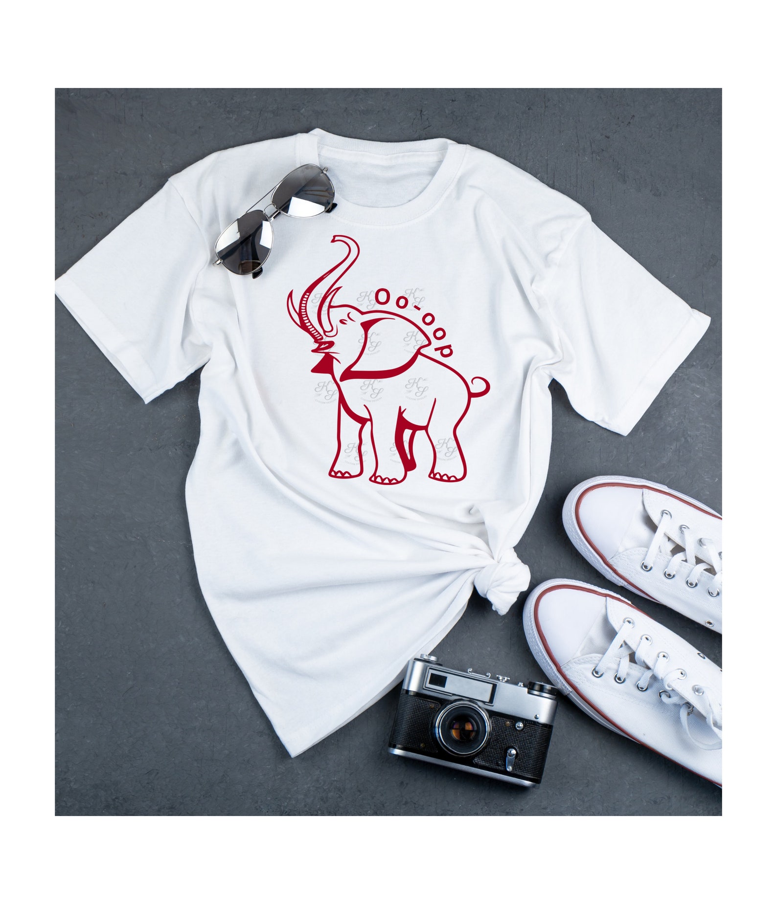 Red Elephant Delta PNG Only Image - Etsy