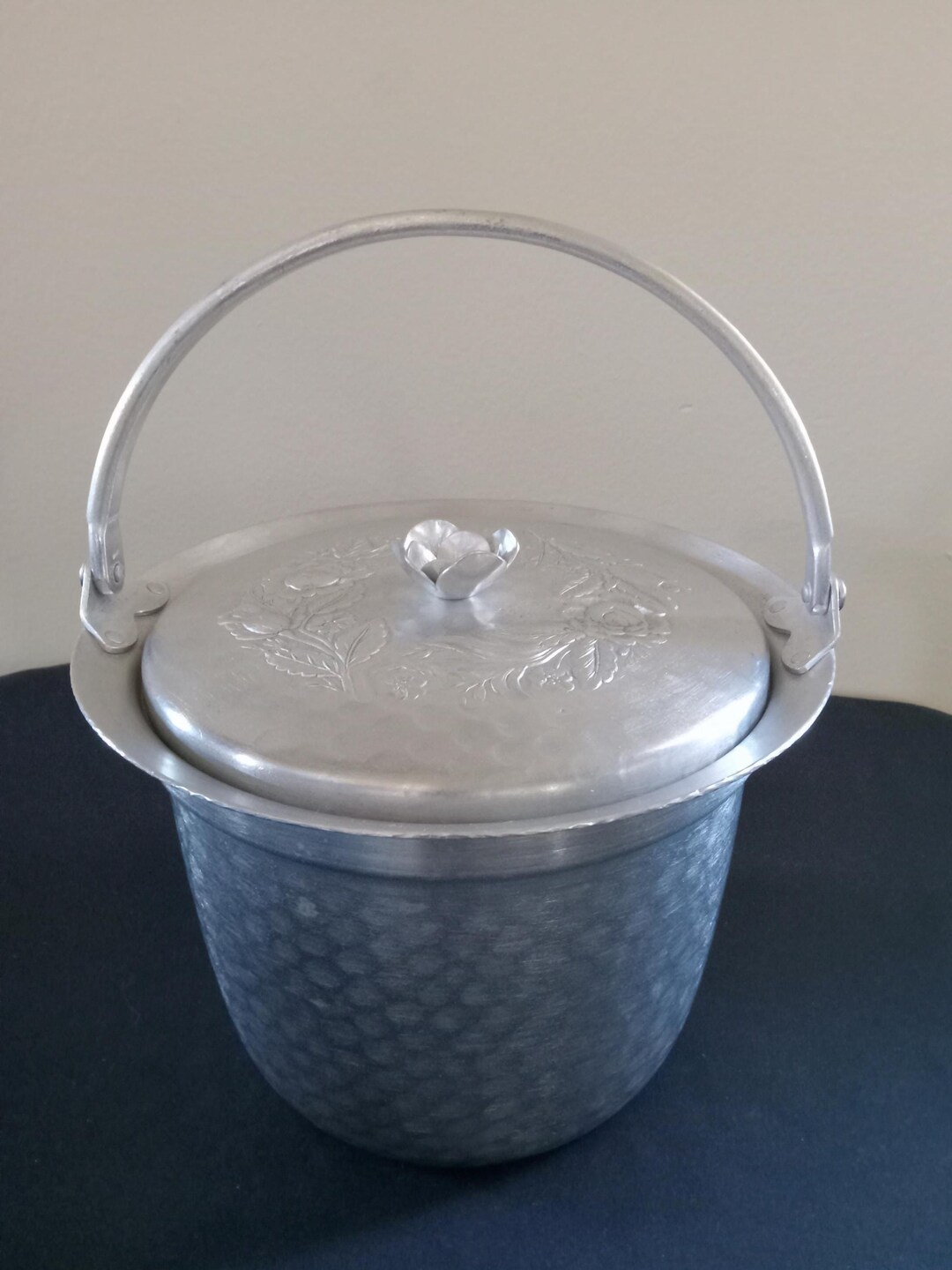 1940's Everlast Ice Preserver. the Outside is Everlast Hand Crafted ...