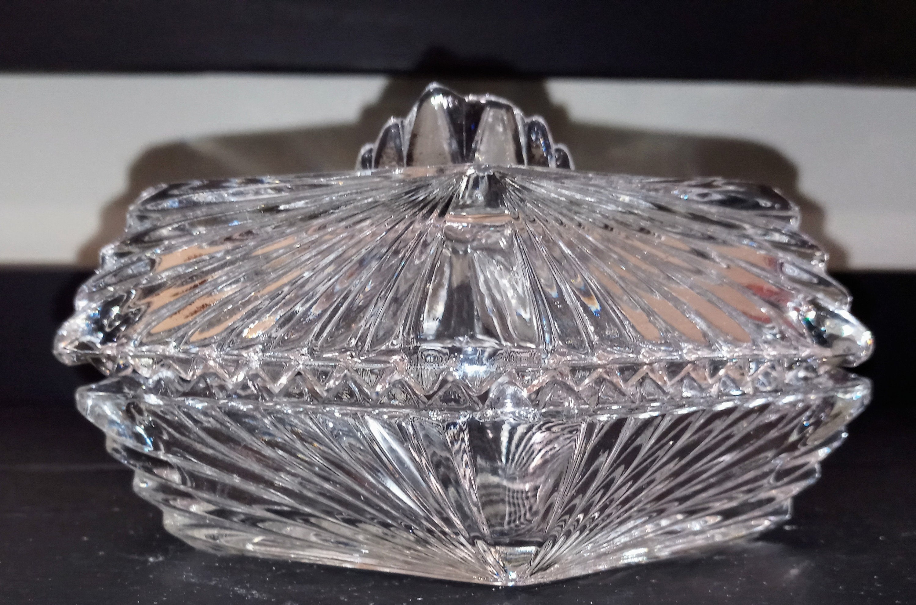 Vintage Art Deco, Ribbed Diamond Shape Glass Trinket Box With Sawtooth ...
