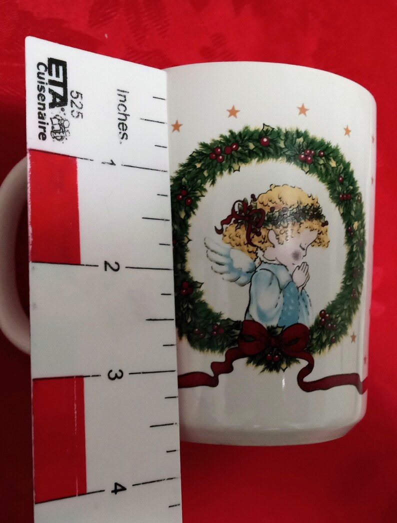 4 Praying Angel Mugs. With A Wreath and Red Bow Sourounded by - Etsy