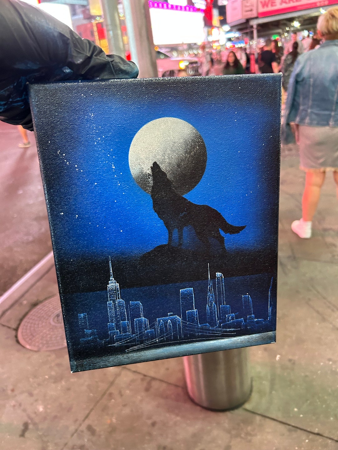 Wolf Howling at Moon Over New York City Canvas Art - Etsy Canada