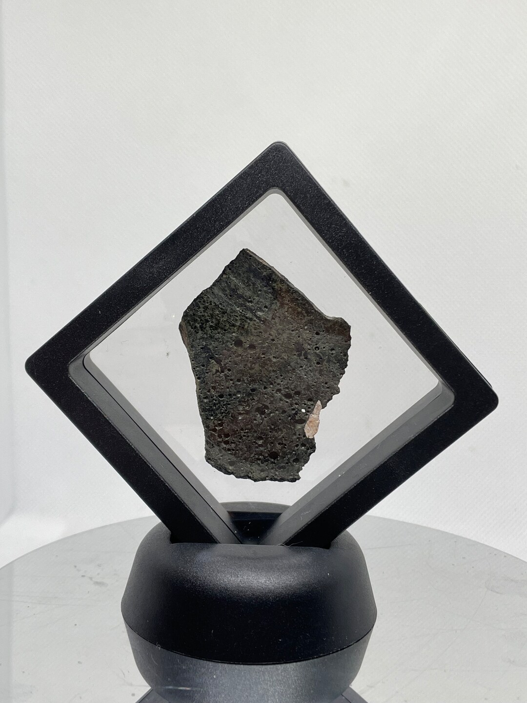 Martian Basaltic Shergottite Meteorite 9,79g - Etsy