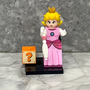 Princess Peach Mini Figure - Etsy