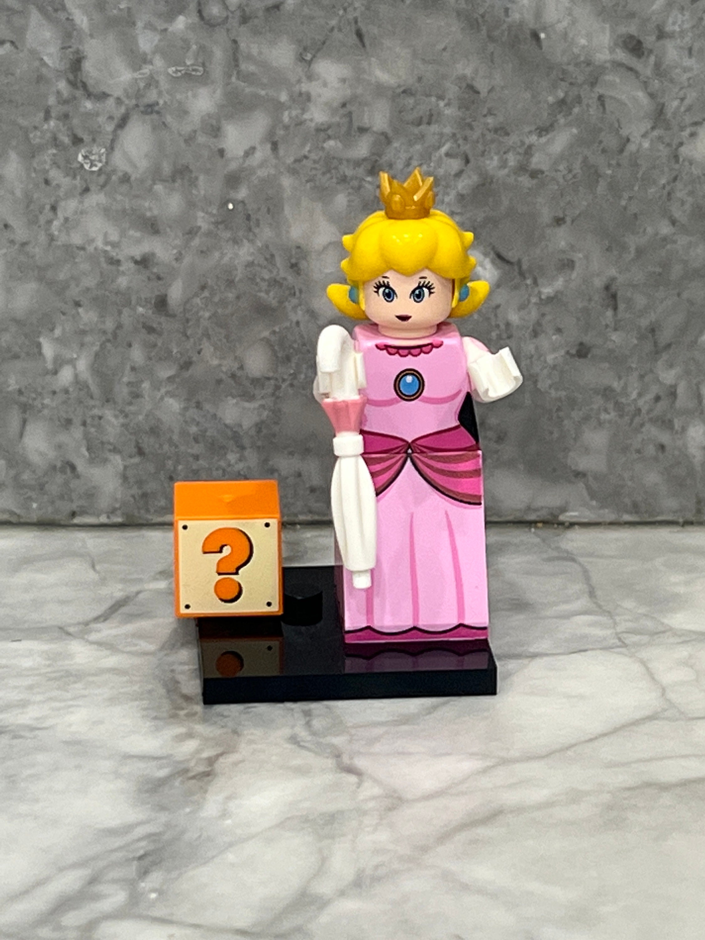 Princess Peach Mini Figure - Etsy