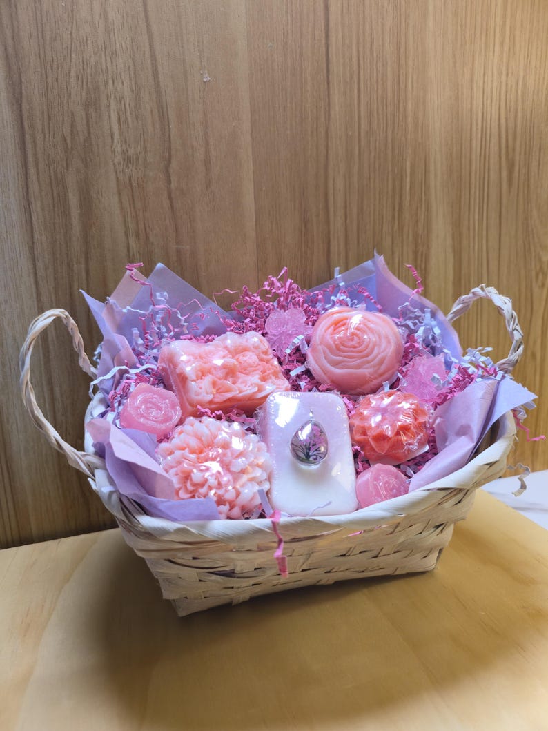 Floral Soap Gift Basket: Handmade Spa Set - Etsy