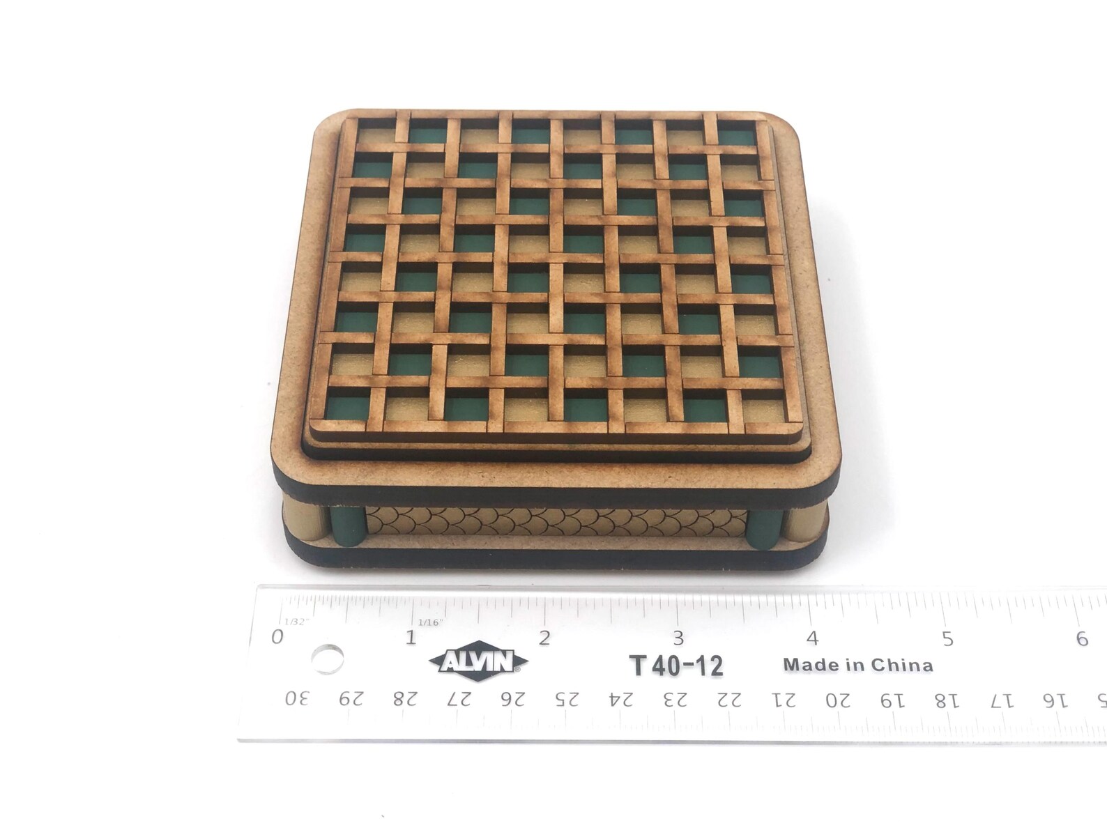 Mini Chess Set: Gold and Green, Fish Scale Pattern, Laser Cut and ...