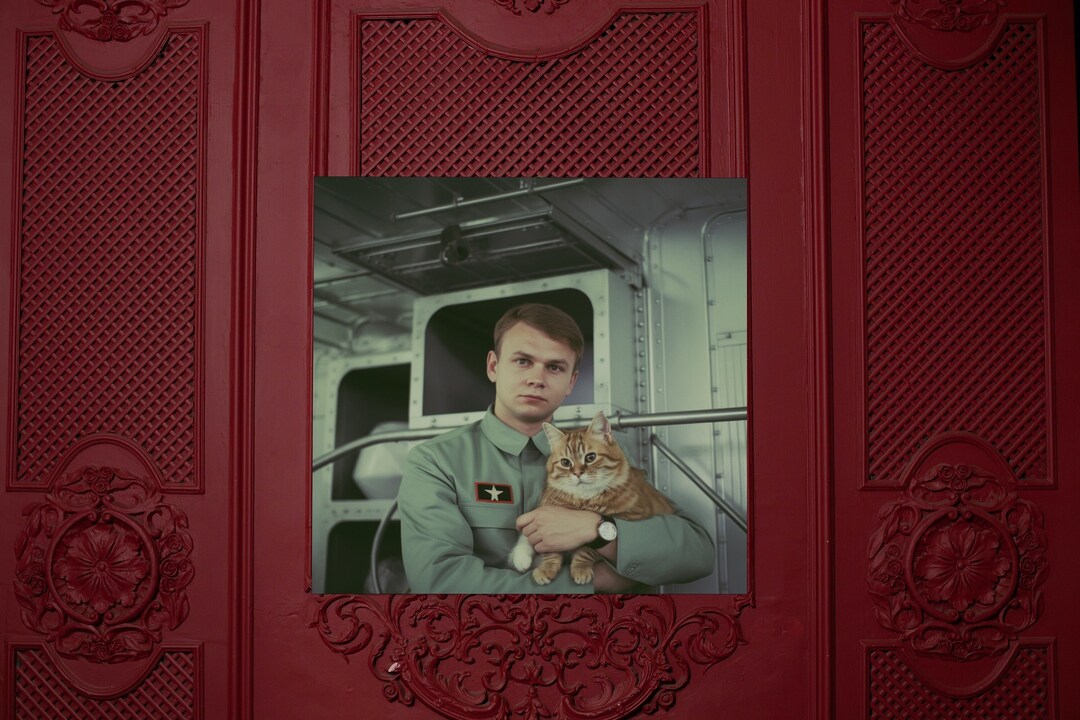 Man & Cat Vintage Printable Wall Art - Nikolai X Misha; Vintage Found ...