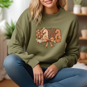 Fall Mama Sweatshirt, Mama Sweatshirt, Birthday Gift Mama Crewneck ...