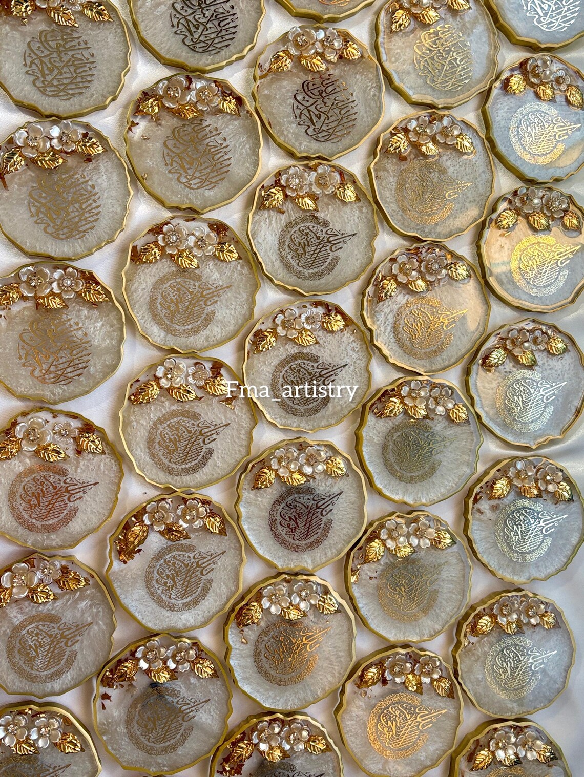 Custom Resin Wedding Favors: Personalized Mini Gifts - Etsy