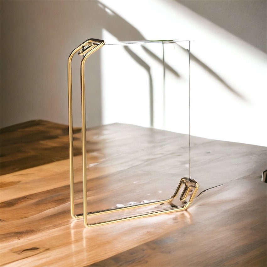 Nordic Style Photo Frame With Iron Stand Scandinavian Design Resin ...