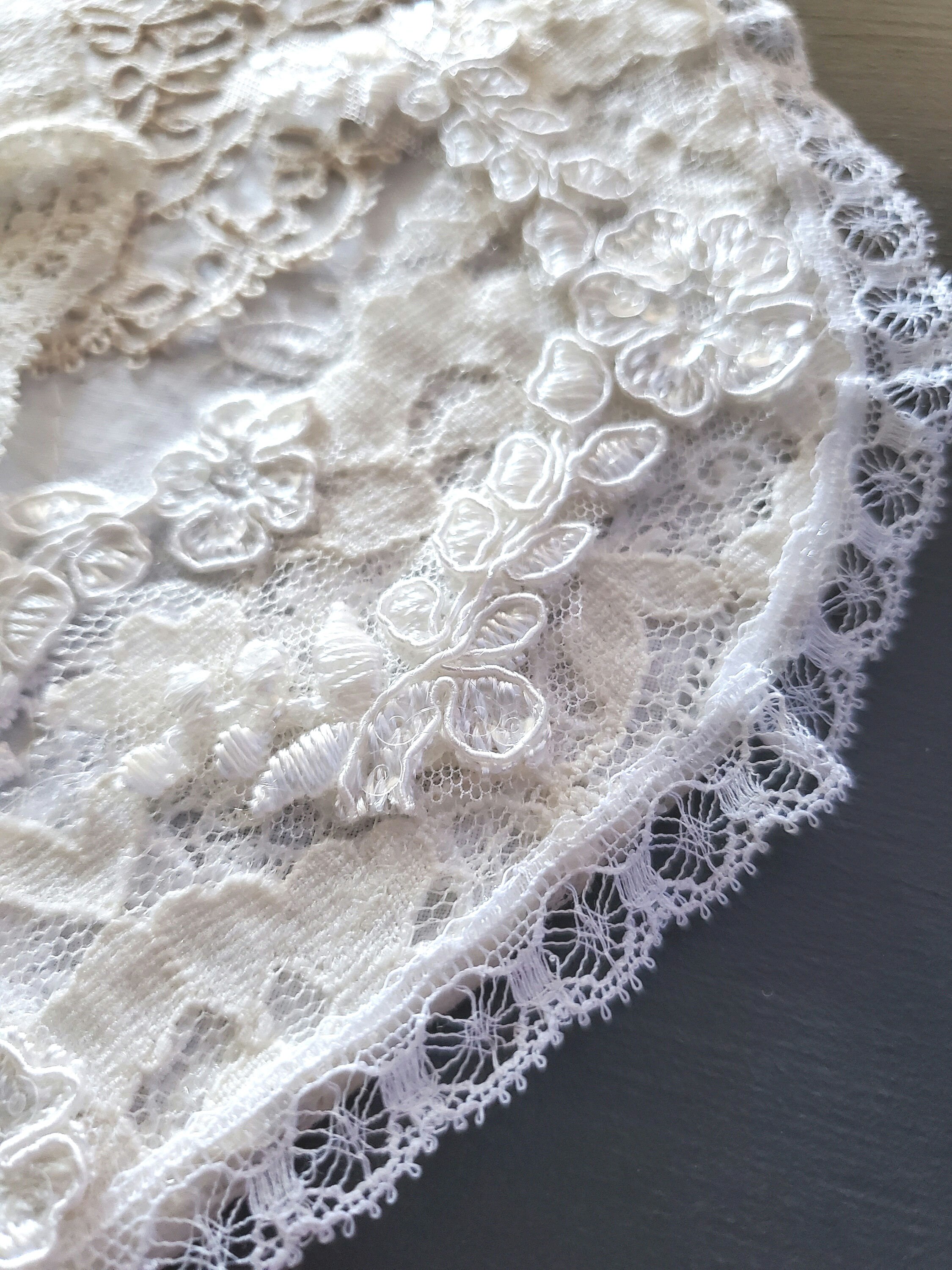 Decorative Lace Snippet Hanging Love Hearts / Wedding Gift/ Valentine's ...