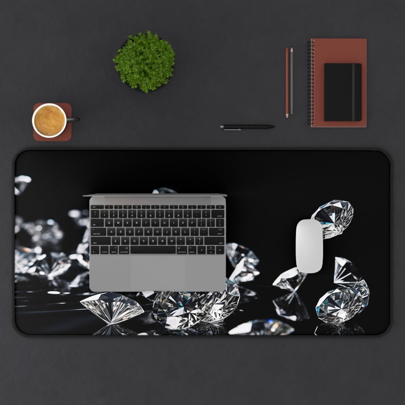 Diamond Elegance: Luxe Desk Mat for Jewelry Displays and Workstations ...