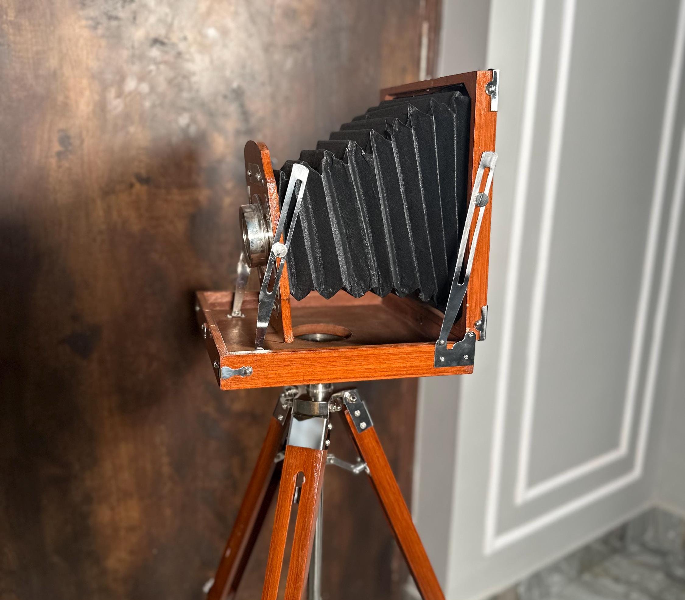 Classic Vintage Design Camera With Wooden Tripod | Retro Classic Vintage Design Camera With Wooden Tripod | Retro