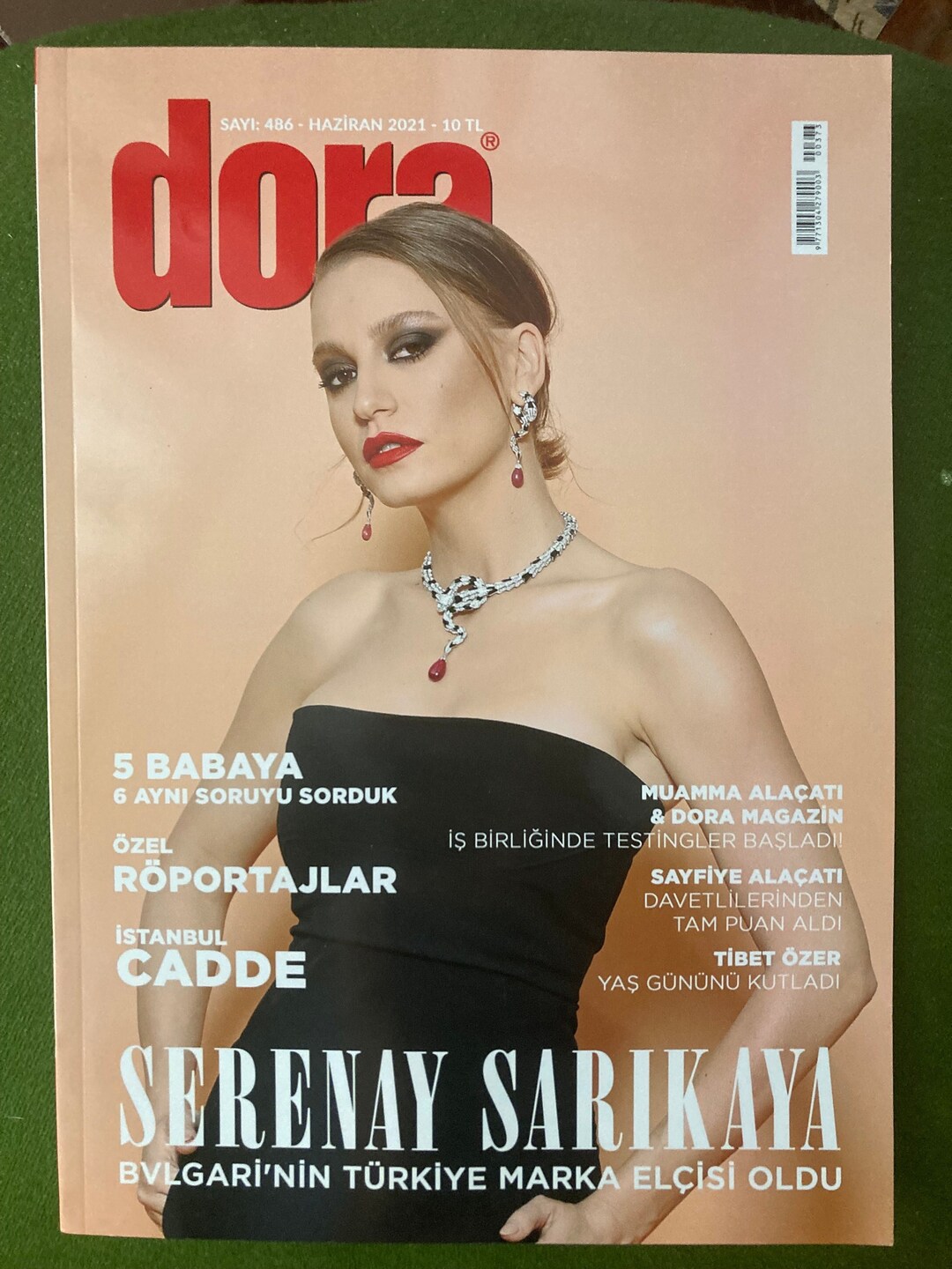 Dora Magazine Turkey June 2021 Serenay Sarıkaya / Worldwide Shipping - Etsy