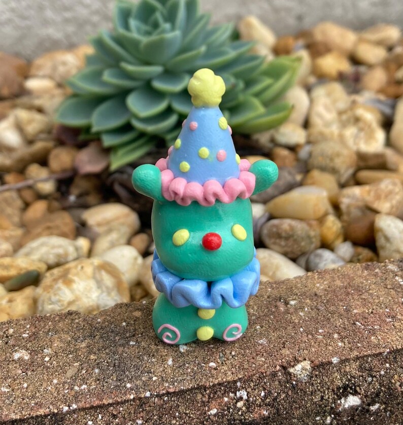 Big Clown Alien Handmade Figurine - Etsy