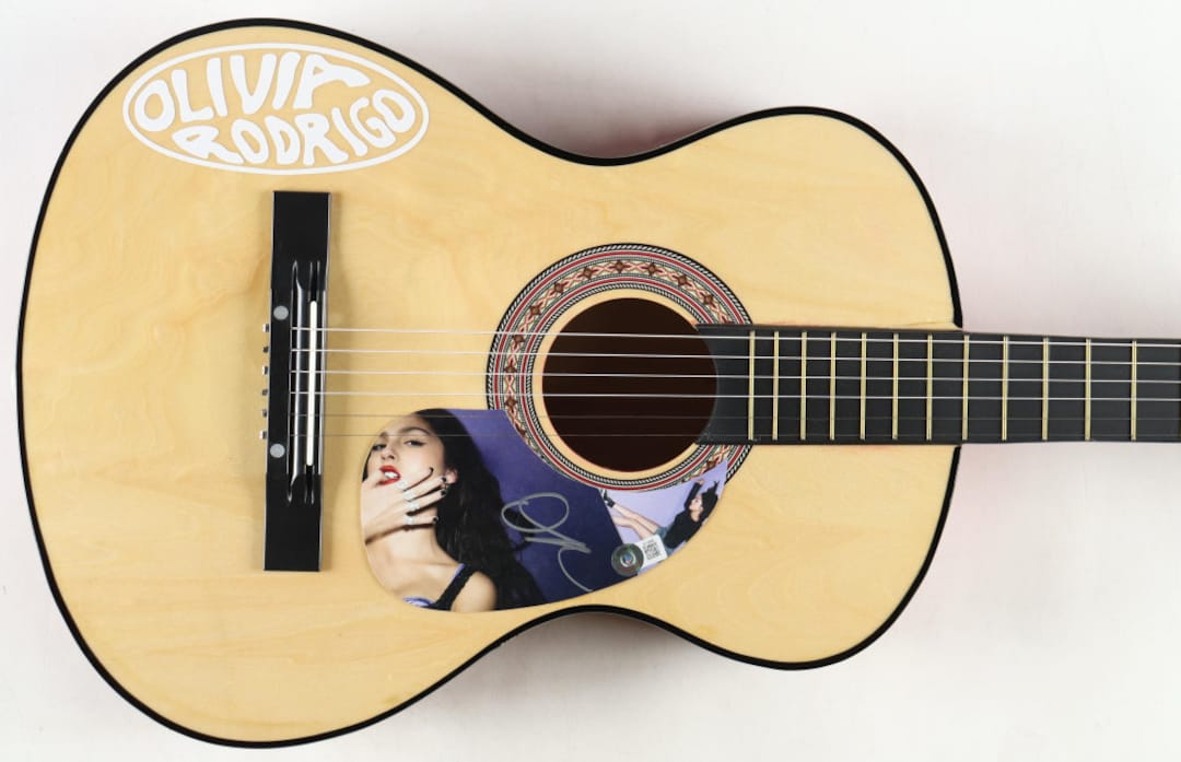 Olivia Rodrigo Signed 38" Acoustic Guitar (beckett) - Etsy