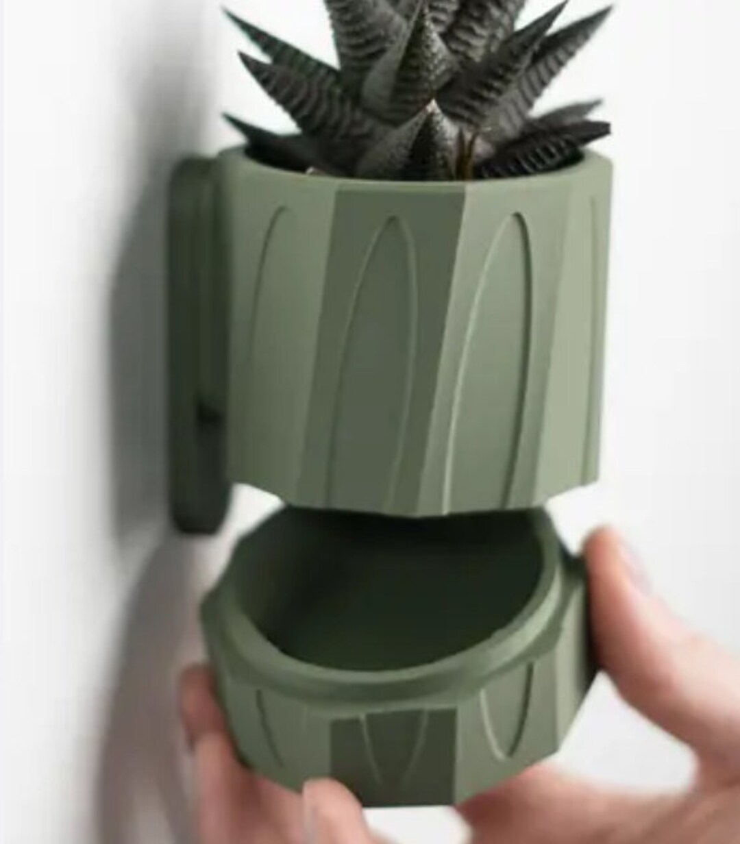Twisted Deco Wall Planter Hanging Plant Pot 3D Printed Home Decor ...