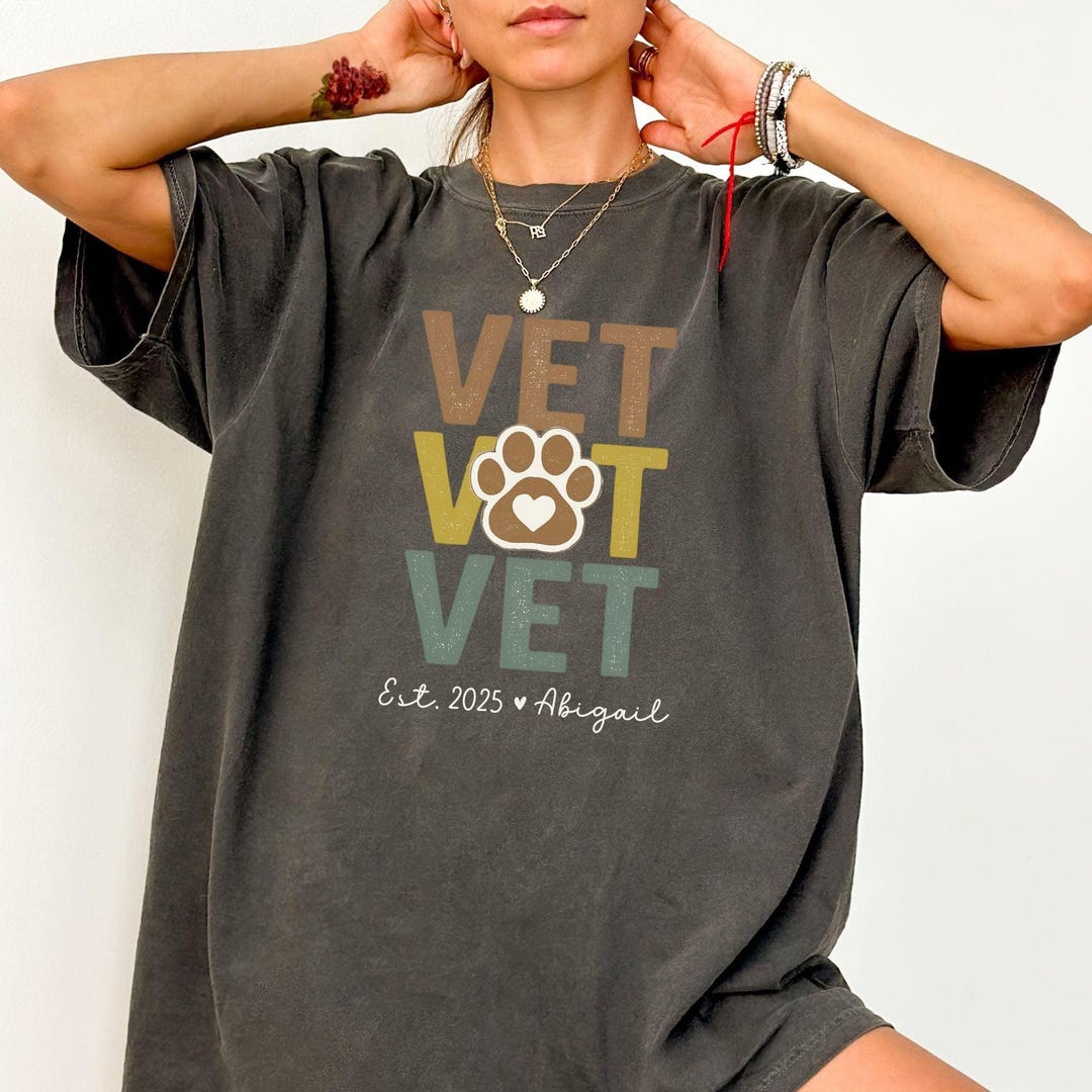 Vet Shirt Custom Veterinary Graduation Gift for Vet Tech or Vet Student ...