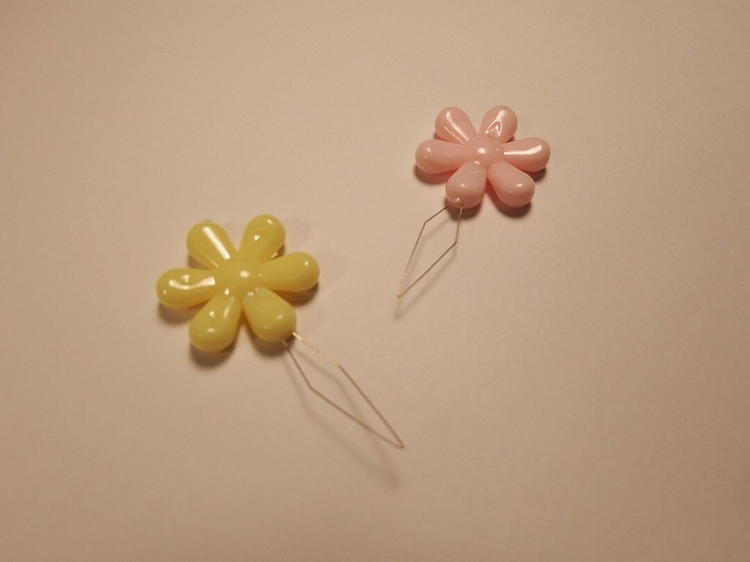 Flower Needle Threader: Make Threading Needles Easy With This Charming ...