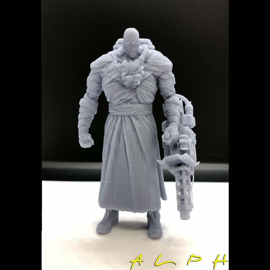 Resident Evil Nemesis Flamethrower Diorama Figurine (1/87 - 1/18 Scales ...