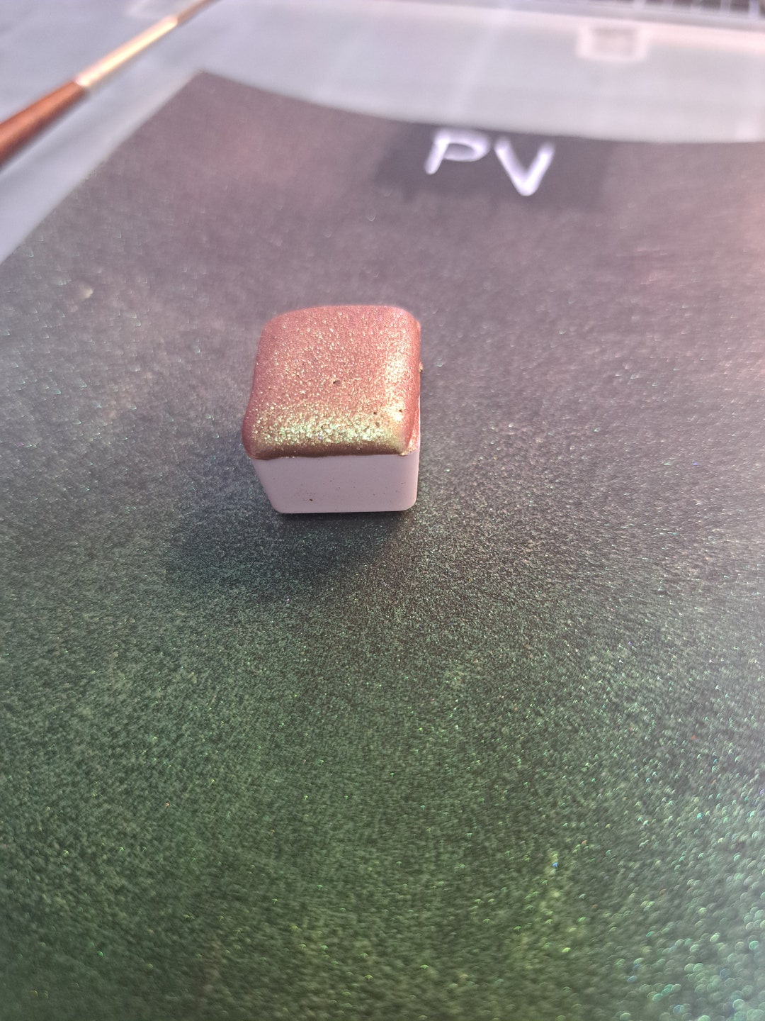 Half Pan of Watercolor With Shiny Mica Handmade Duochrome PURPLE GREEN ...