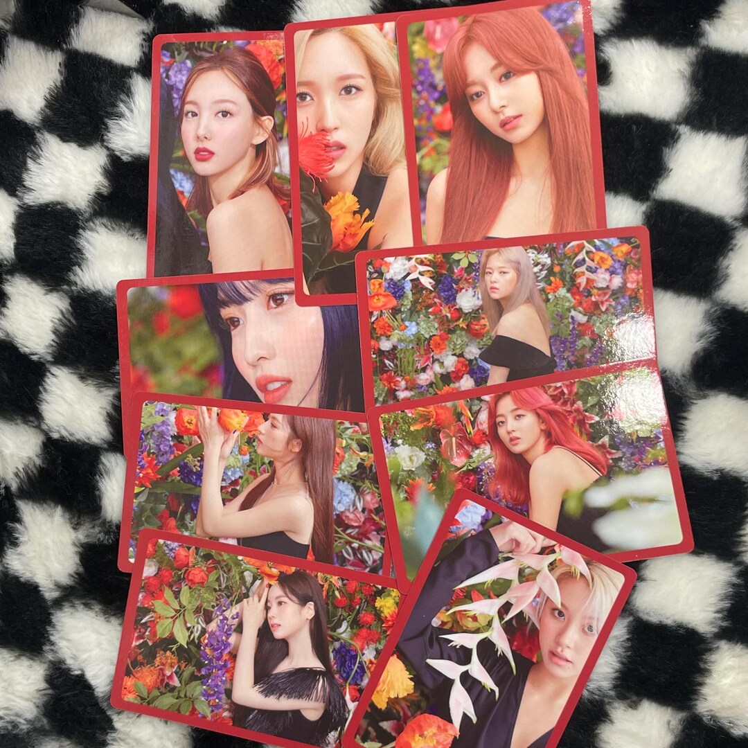 Twice official Twice Eyes Wide Open Photocard PC, Momo, Sana, Nayeon, Jihyo, Tzuyu, Chaeyoung ...