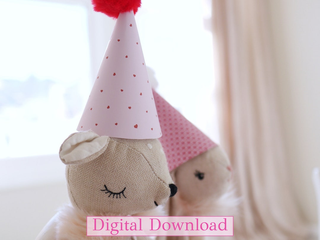 Set of 4 Classic Valentine's Day Party Hat Designs Valentine Hats for ...