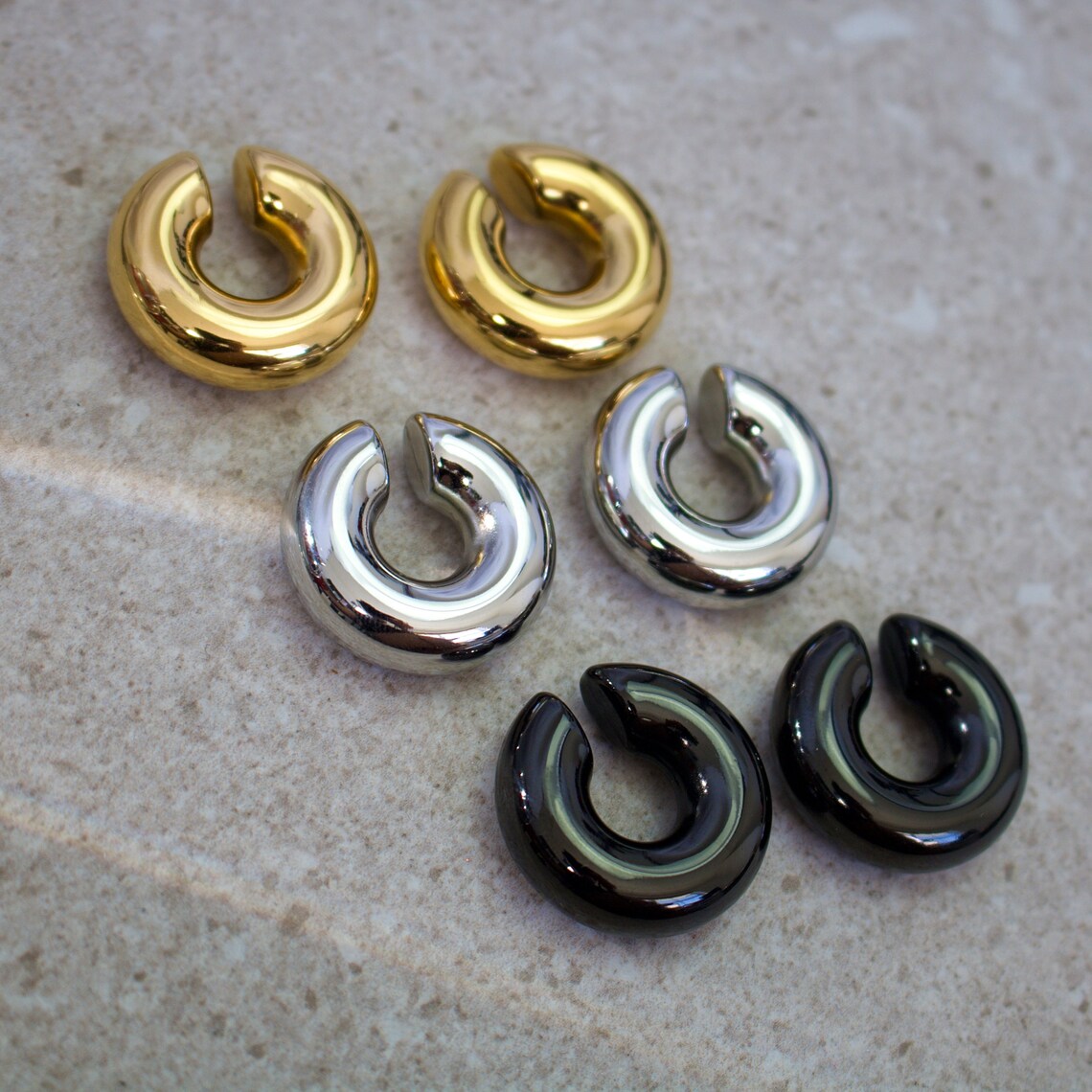 Chunky Ear Cuff Earrings, Chunky Cylindrical Ear Cuff Earrings, Classic C-shape Stacking ...