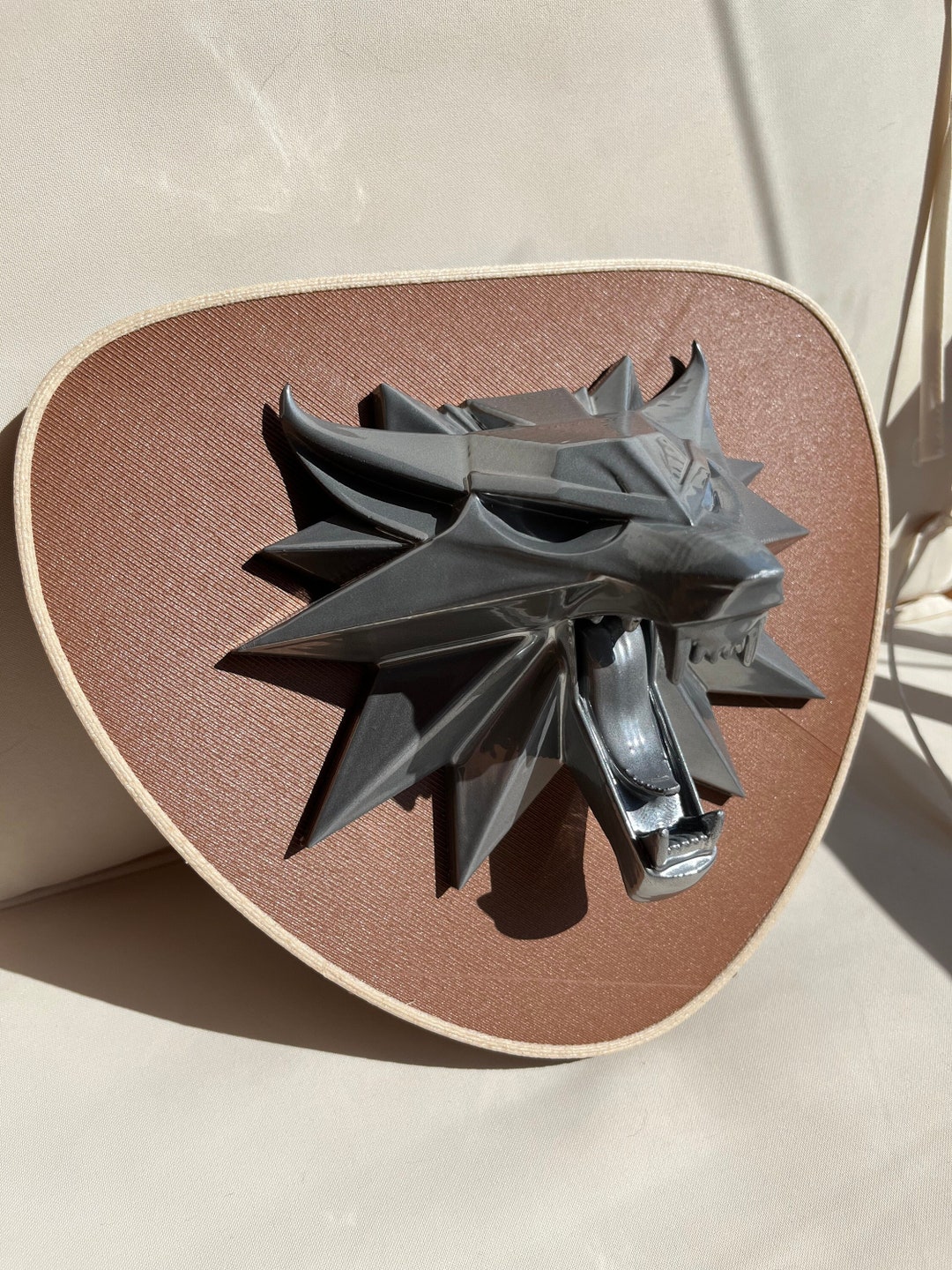 Witcher 3 “school of the Wolf Medallion” Wall Trophy - Etsy