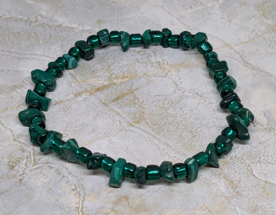 Emerald Green Stone and Seed Bead Bracelet - Etsy