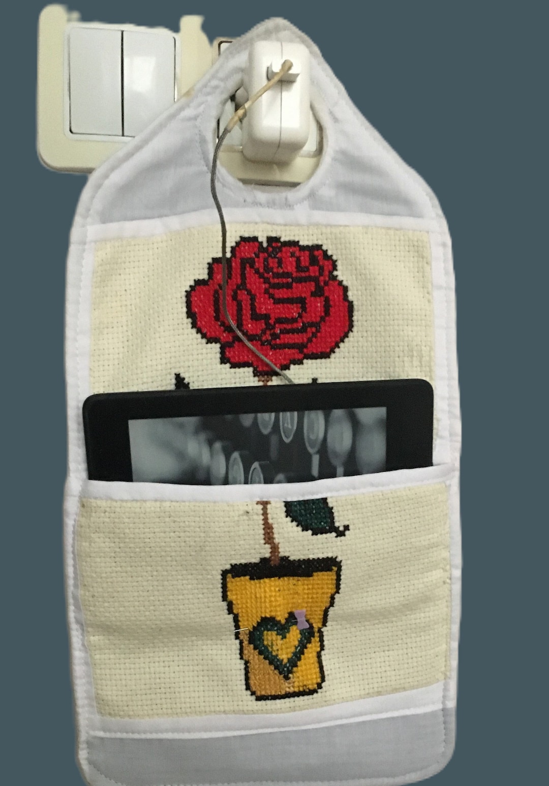 Tablet Charging Station tablet Holder Wall Socketsmart Tablet Outlet ...