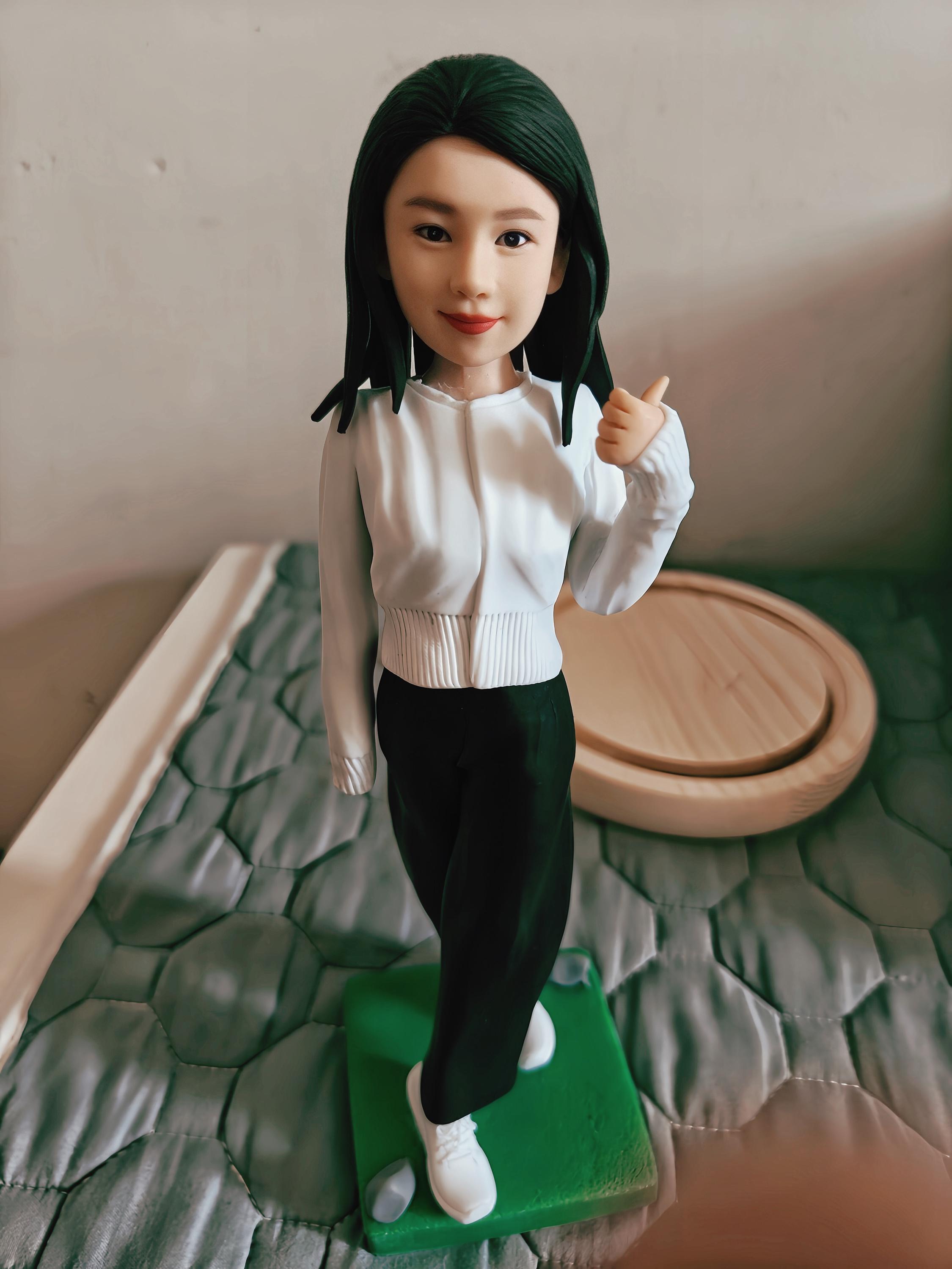 Lifelike Clay Portrait Model, Handcrafted Custom Figurine , Custom ...