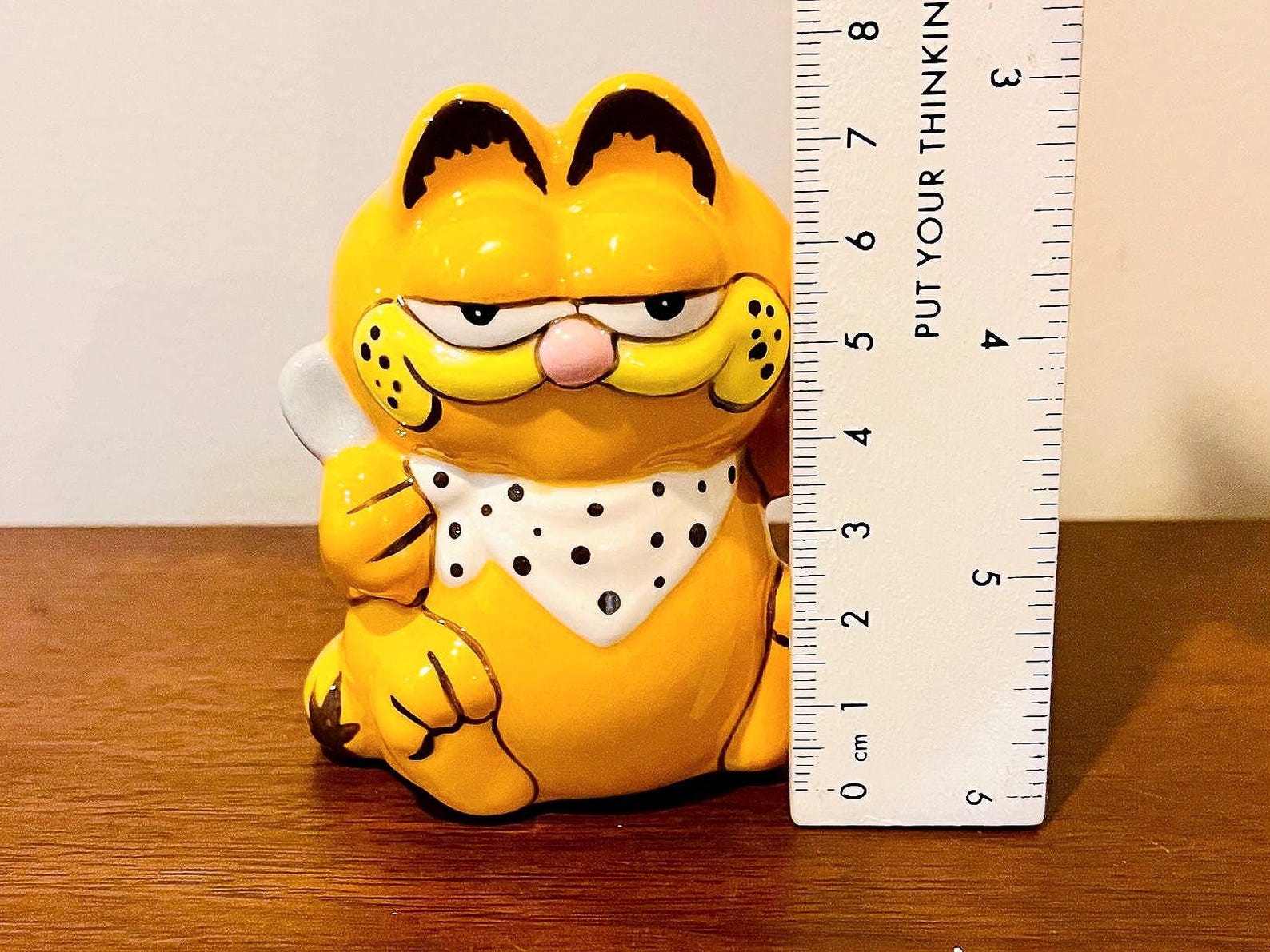 Vintage Garfield Salt and Pepper Shakers. Jim Davis Garfield ...