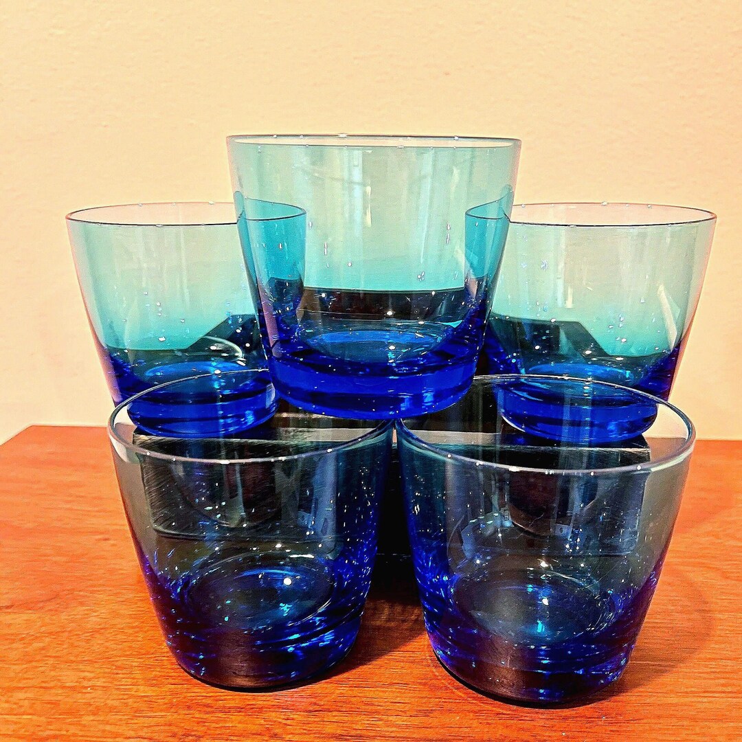 5 Vintage Solid Blue Glass Juice Glasses or Tumblers Barware - Etsy