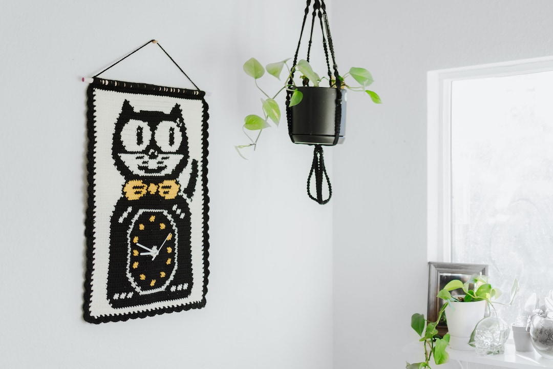 Vintage Kitty Cat Clock Tapestry Crochet Pattern / Wall Hanging ...