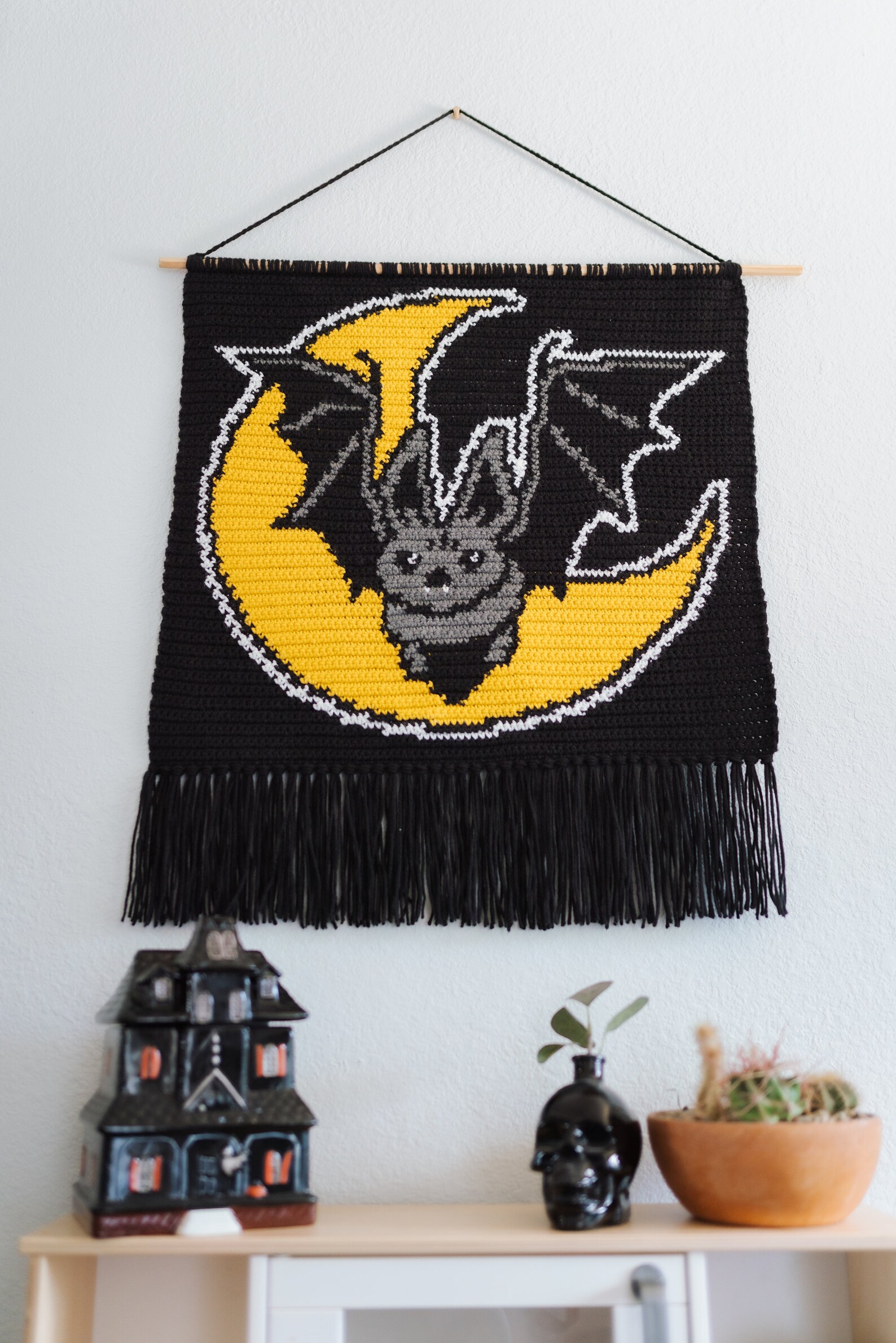 Gone Bats Tapestry Crochet Pattern / Wall Hanging / Bat Crochet ...