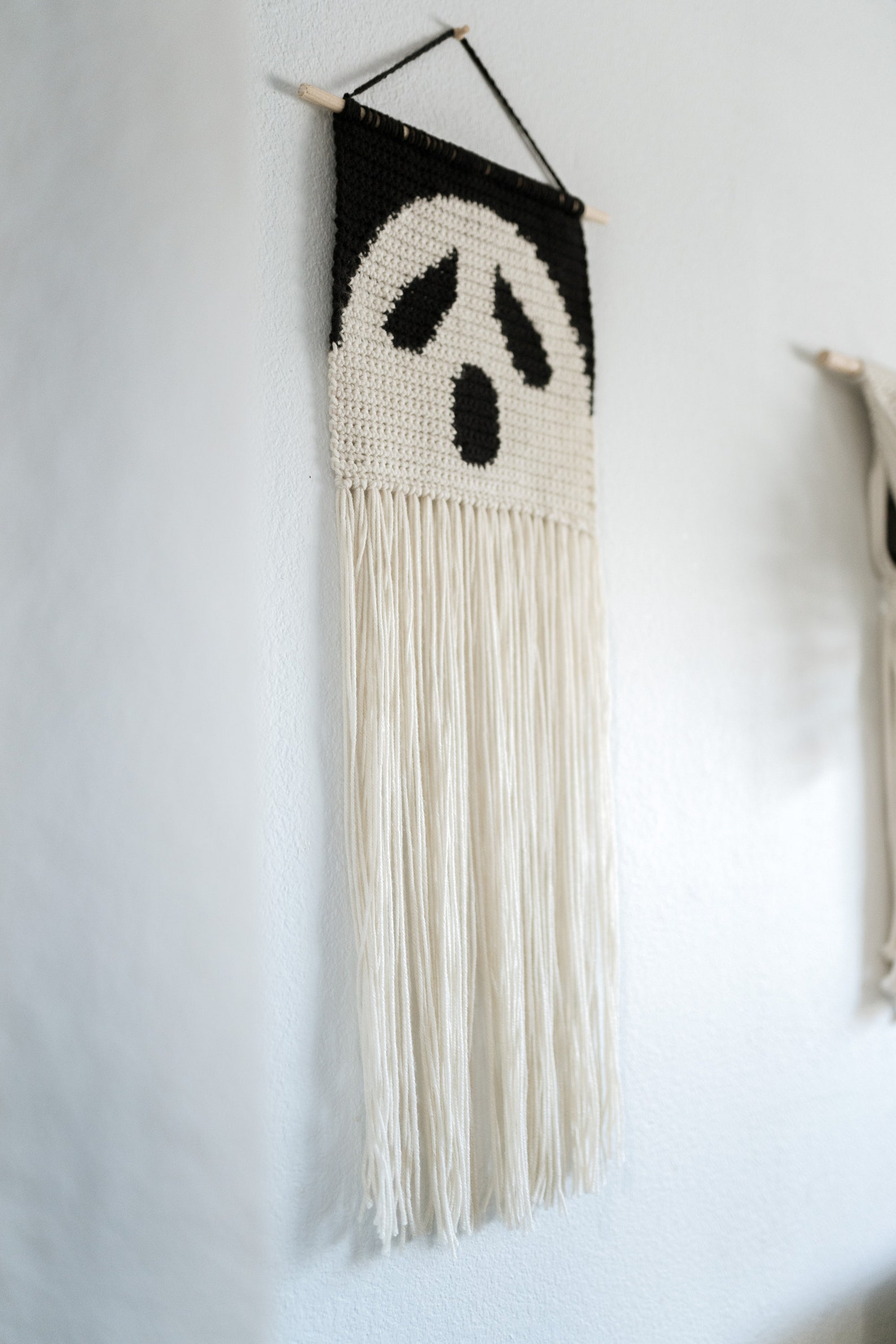 Ghost Tapestry Crochet Pattern / Wall Hanging / Instant Download ...