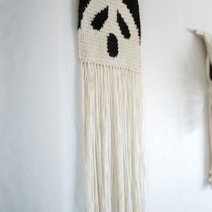 Ghost Tapestry Crochet Pattern / Wall Hanging / Instant Download ...