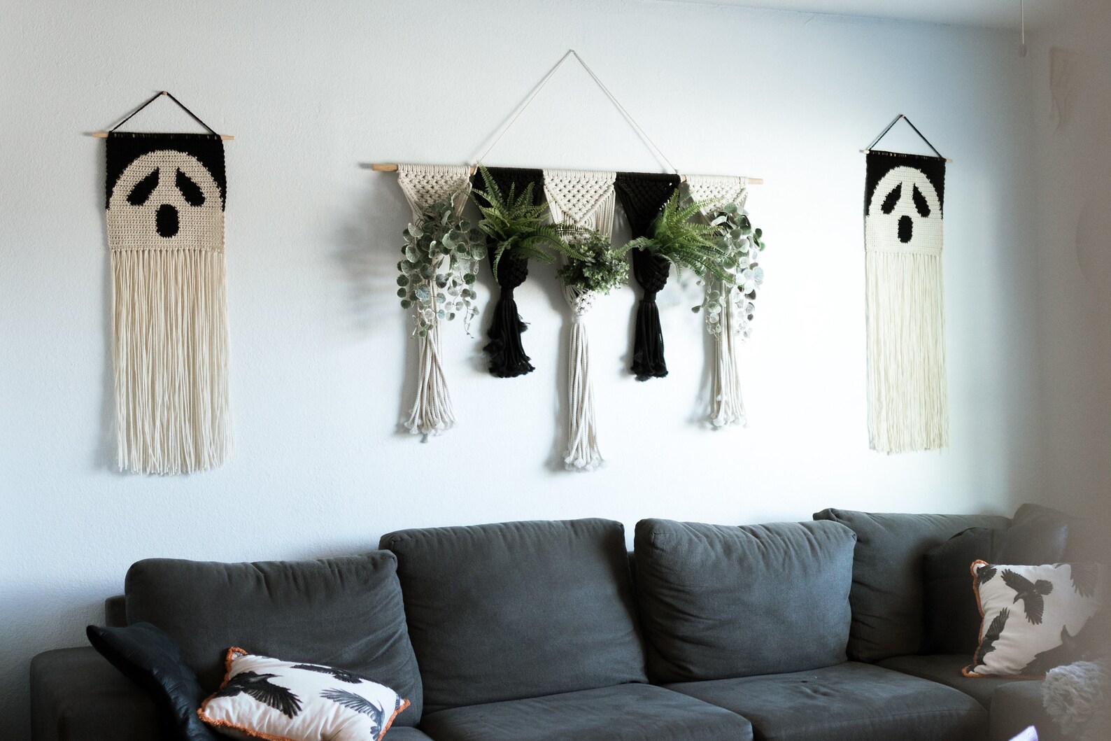 Ghost Tapestry Crochet Pattern / Wall Hanging / Instant Download ...